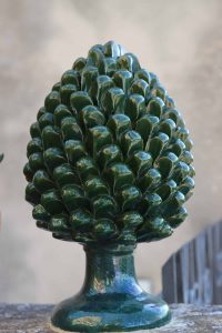 14 Unique Ways to Use Pine Cone - Plantglossary